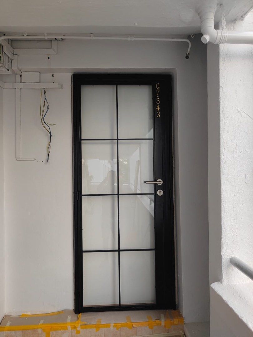 HDB MILD STEEL GATE / GLASS GATE / HDB METAL GATE FOR HDB BY MASTER ...