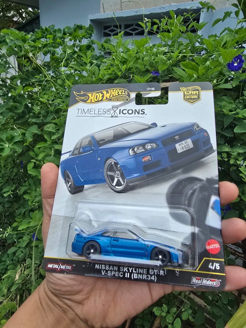 Hot Wheels Car Culture - Timeless Icons - Nissan Skyline GT-R V-Spec II ...