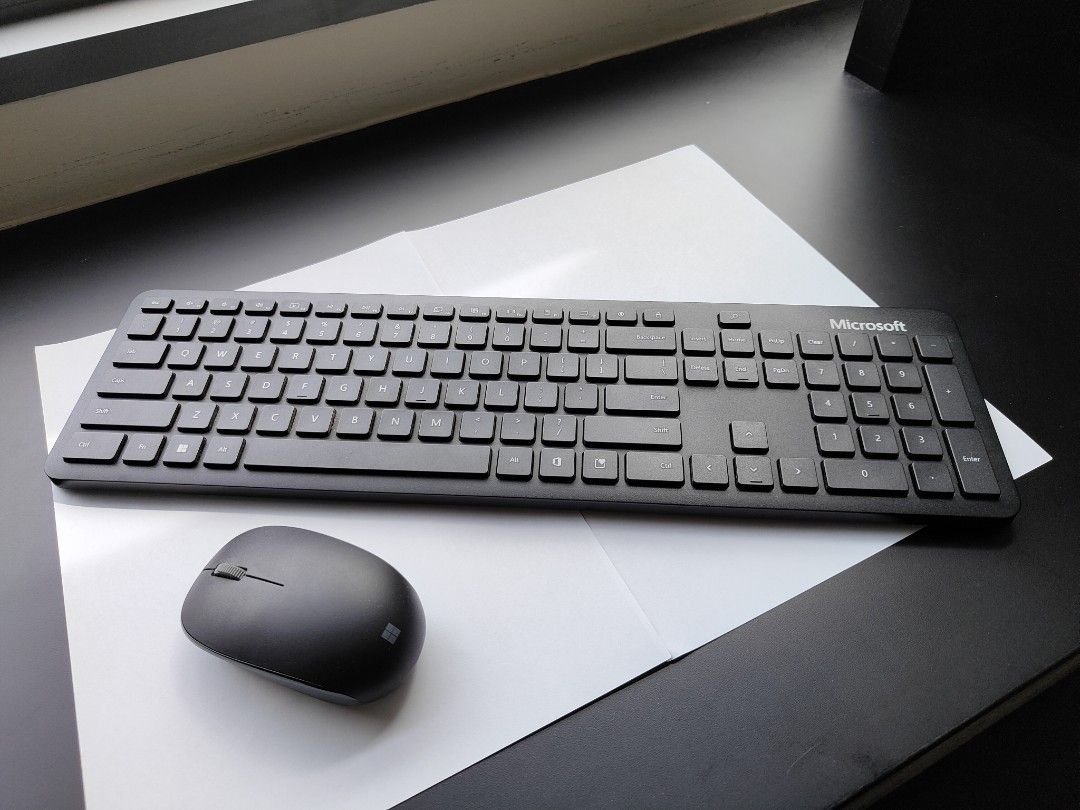 Microsoft Bluetooth Desktop Keyboard and Mouse Set, Computers & Tech ...