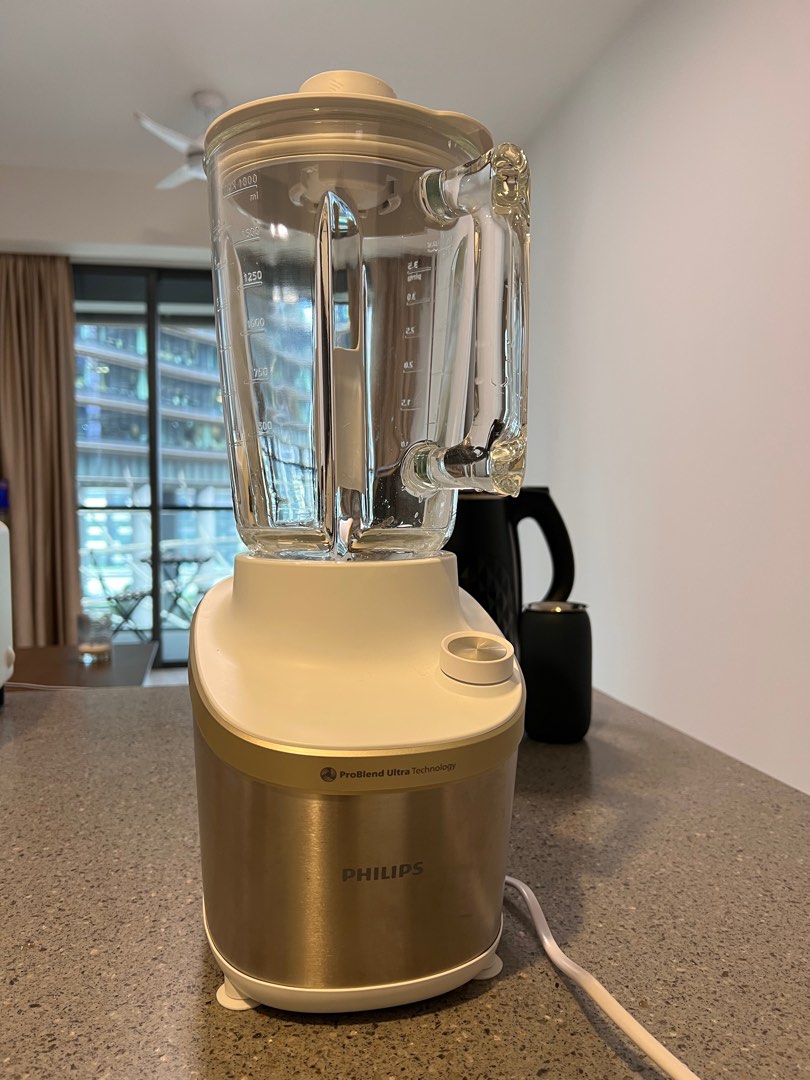 Philips Glass Blender 2L capacity HR3760/01, TV & Home Appliances ...