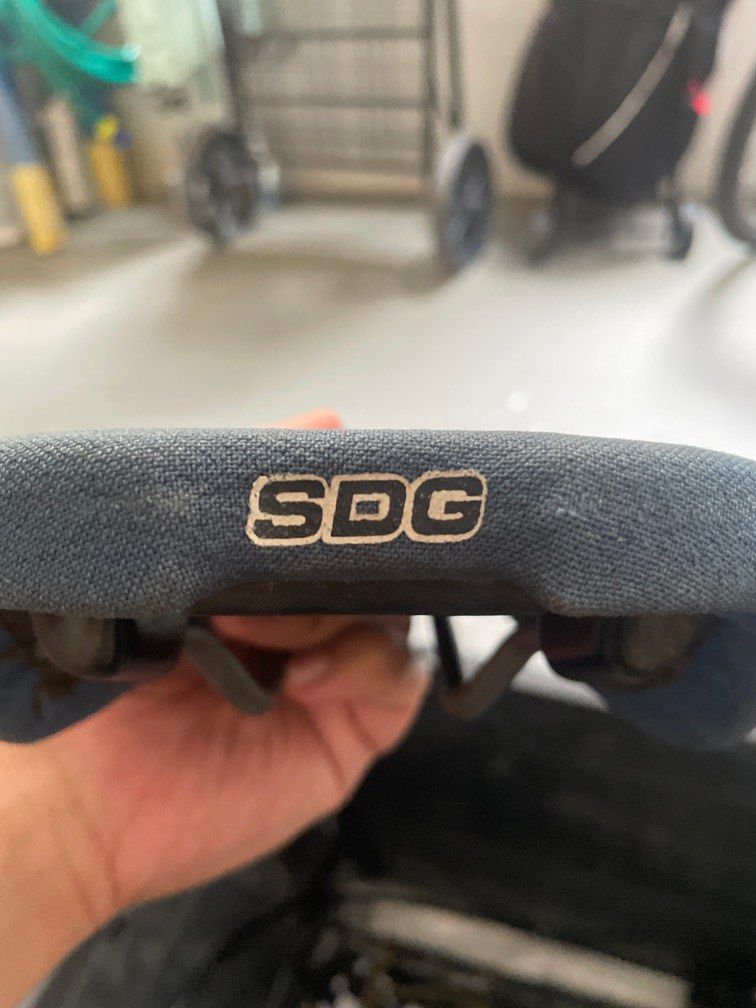 SDG Comp I Kevlar Bike Saddle, Sports Equipment, Bicycles & Parts ...