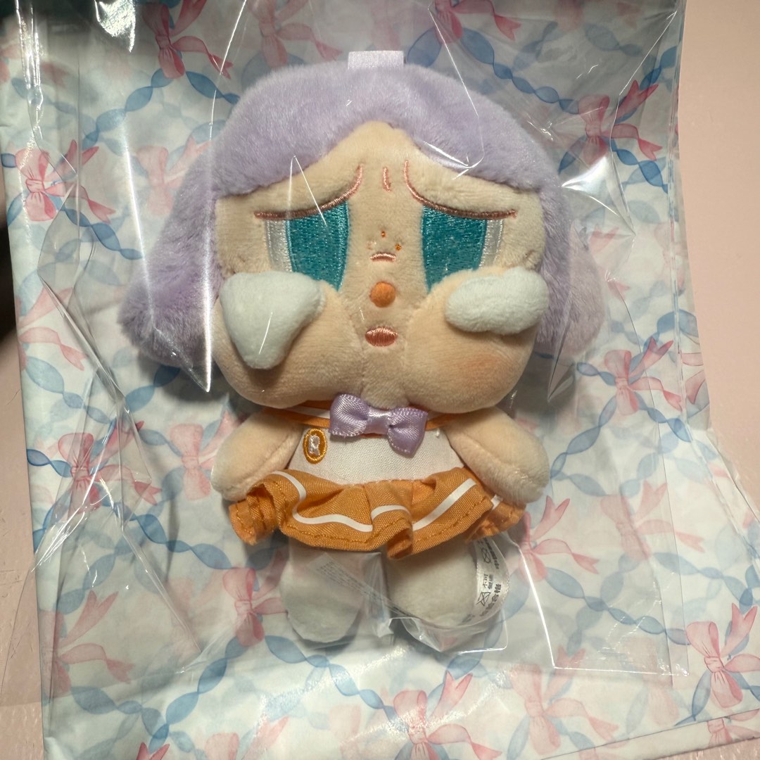 Cry baby & Labubu, Hobbies & Toys, Toys & Games on Carousell