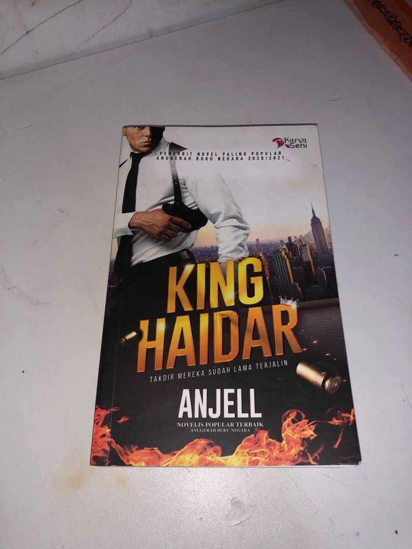 Novel Melayu: King Haidar, Hobbies & Toys, Books & Magazines, Storybooks on Carousell