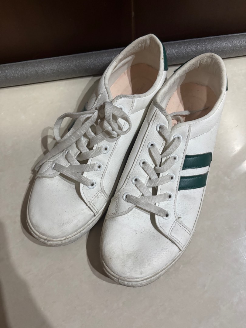 URBAN & CO SHOES, Fesyen Wanita, Sepatu di Carousell