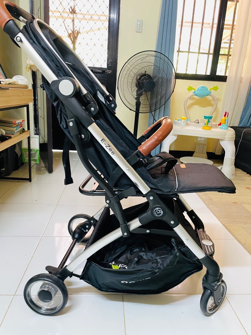 Apruva EZee Portable Stroller, Babies & Kids, Going Out, Strollers on ...