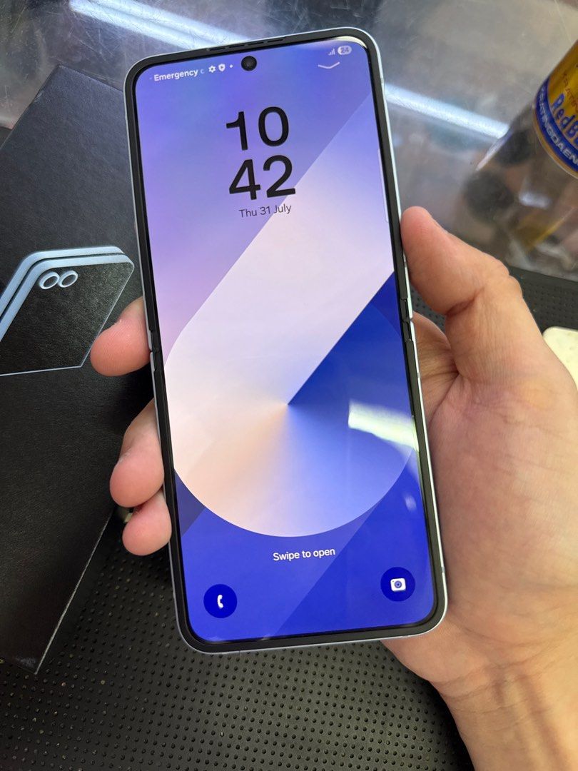 Galaxy Z Flip 6 Blue 256GB, Mobile Phones & Gadgets, Mobile Phones ...