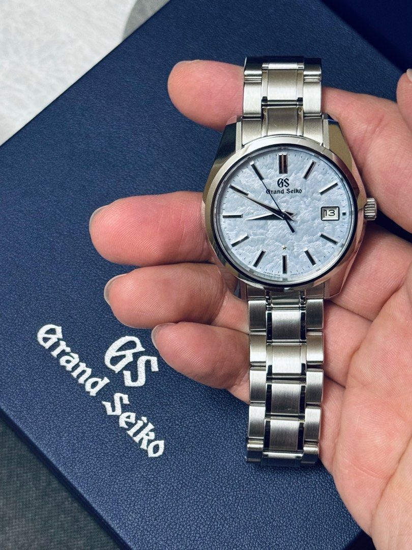 Grand Seiko SBGP017 Sea of Clouds - Unkai, Luxury, Watches on Carousell
