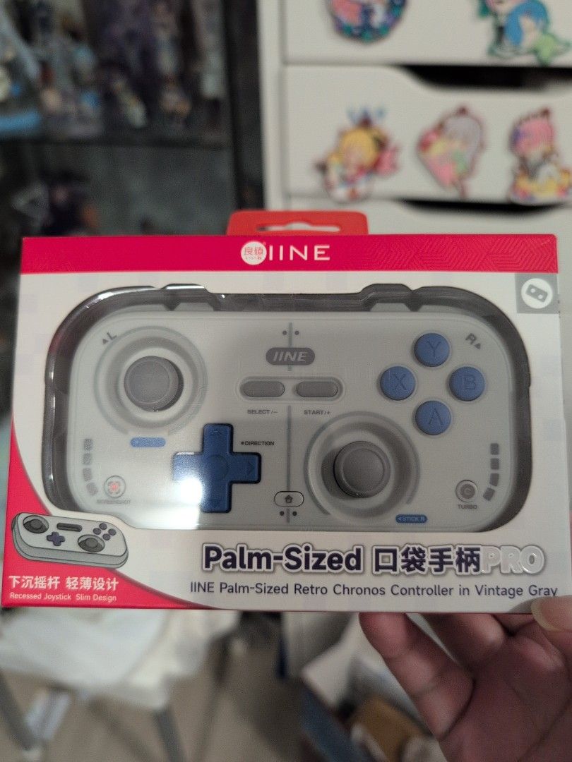 iINE Palm-Sized Retro Chronos Controller - Vintage Gray, Video Gaming ...