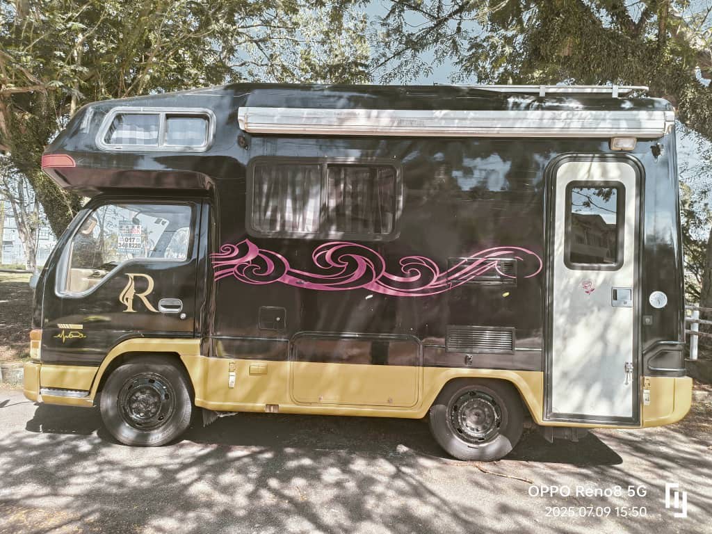 Isuzu Caravan with No plat , Cars, Cars for Sale on Carousell