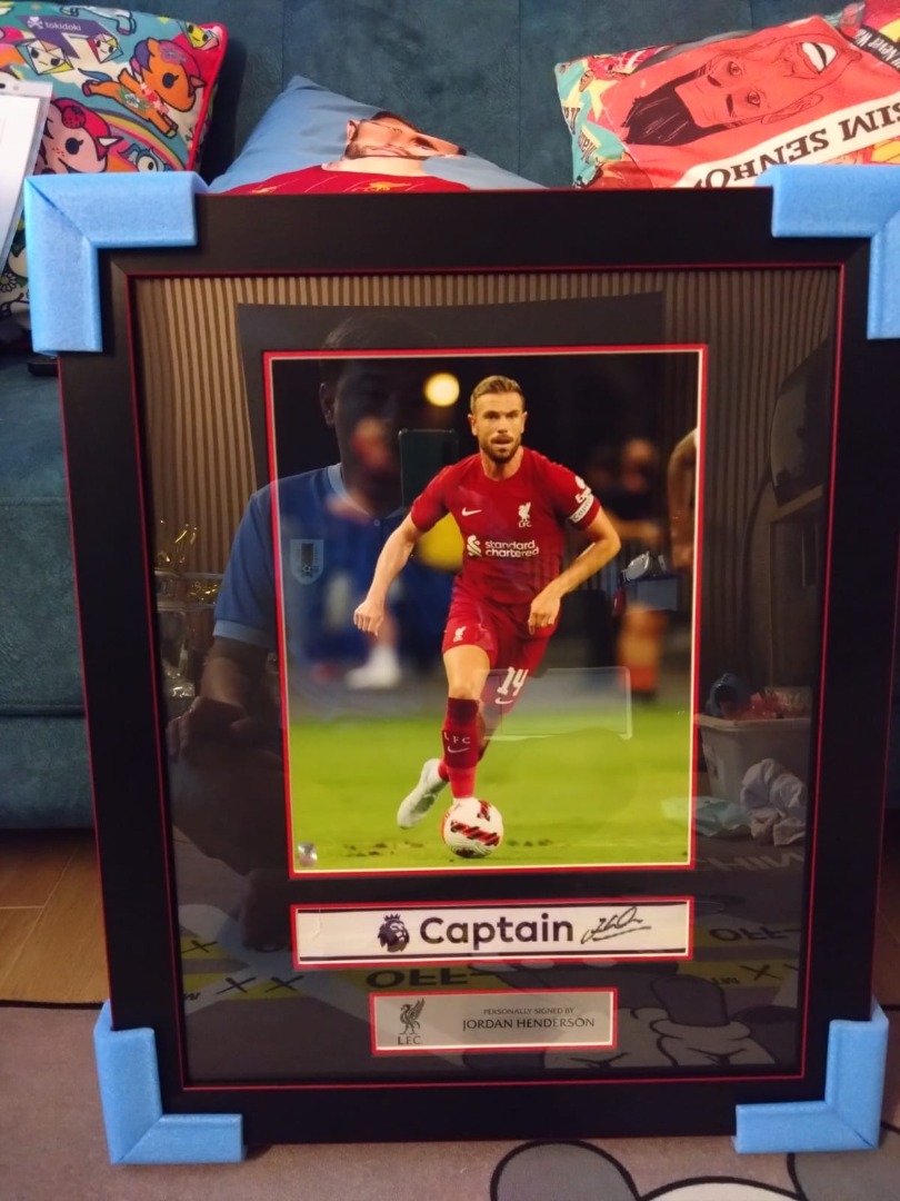 Liverpool FC Signed Jordan Henderson Captain Framed Photo, Hobbies ...