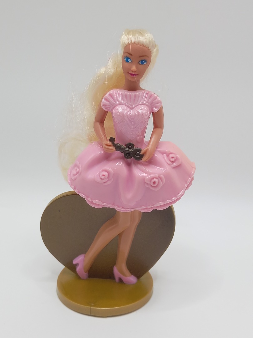 "Locket Surprise Barbie" Vintage 1994 Mattel Barbie and Friends ...