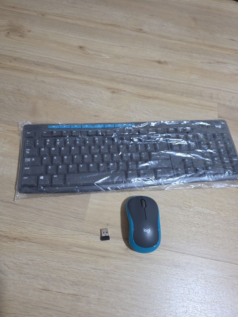 Logitech Wireless Keyboard and Mouse Combo, Computers & Tech, Parts ...