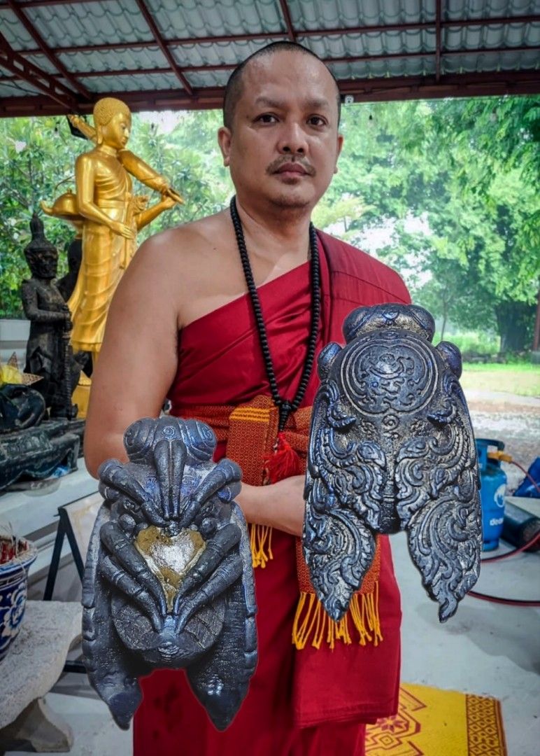 LP Chokchai. Maeng Phu Khum (Chokdee Mee Chai) Wat Nam Dib. BE.2568, Hobbies & Toys, Religious ...