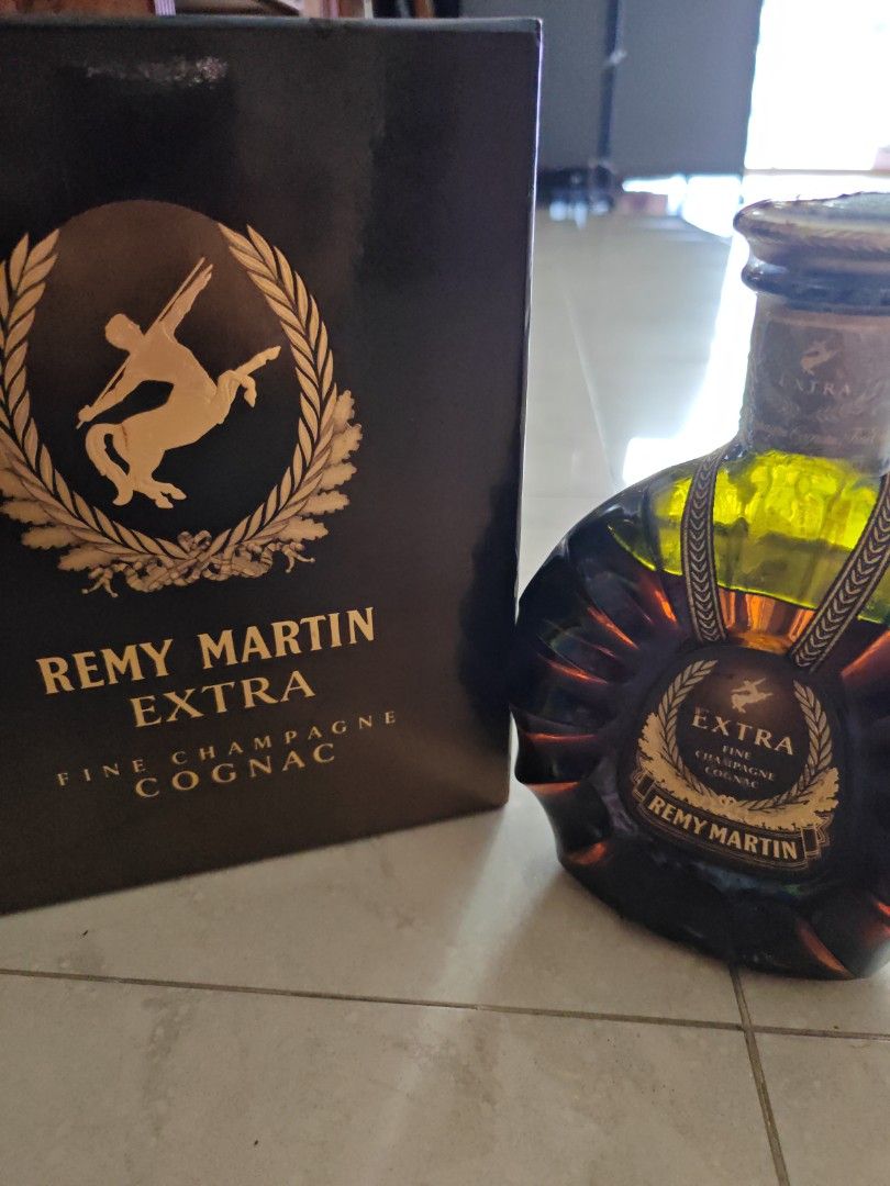 Remy Martin Extra Fine Champagne Cognac, Food & Drinks, Alcoholic ...