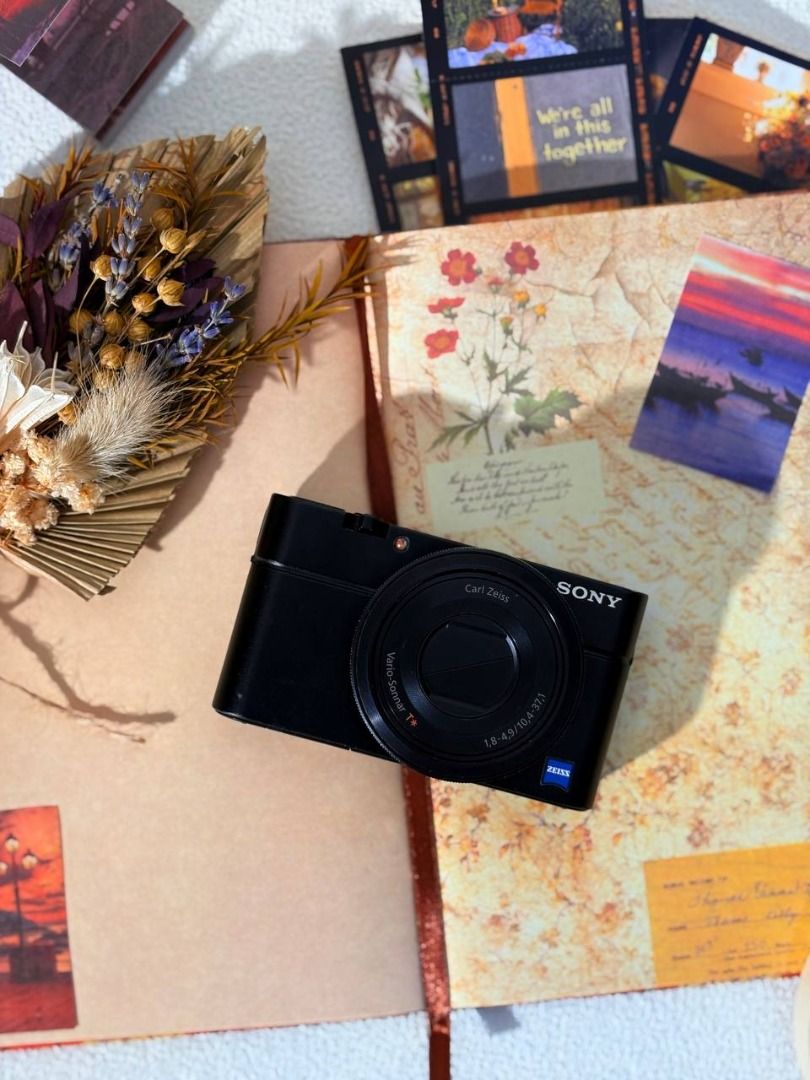 Sony RX100 Mark I (M1 Mark 1) WITH ISSUE, Photography, Cameras on Carousell