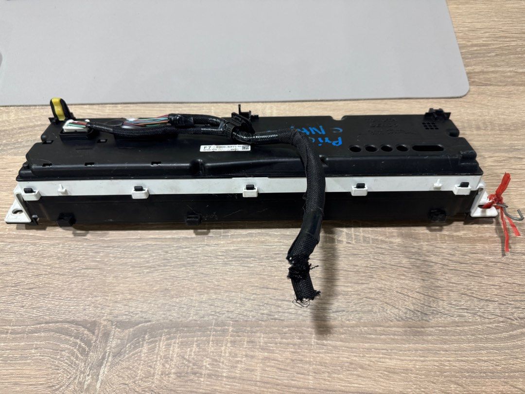 Toyota Prius C NHP10 Speedo Meter Instrument Cluster, Auto Accessories ...