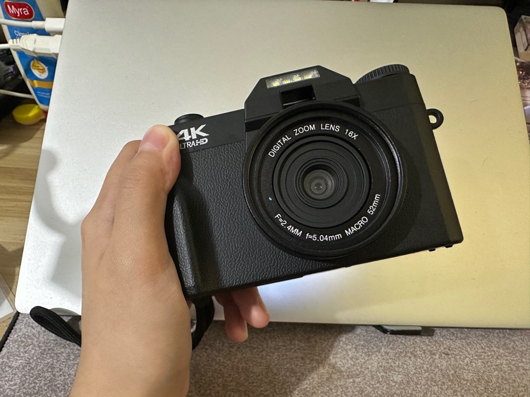 VETEK 3 Digital Camera, Photography, Cameras on Carousell