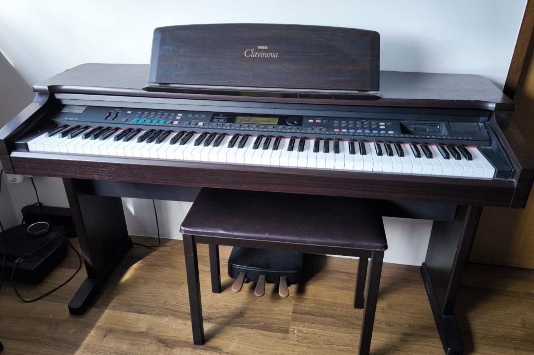 Yamaha Clavinova Digital Piano with Bench, Hobbies & Toys, Musical ...