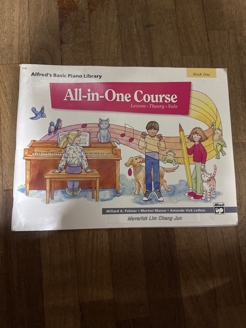 Alfred's Basic Piano Library All-in-One Course Book One, Hobbies & Toys ...
