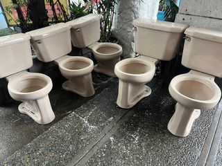 Pozzi Two Piece Watercloset toilet set, Furniture & Home Living ...