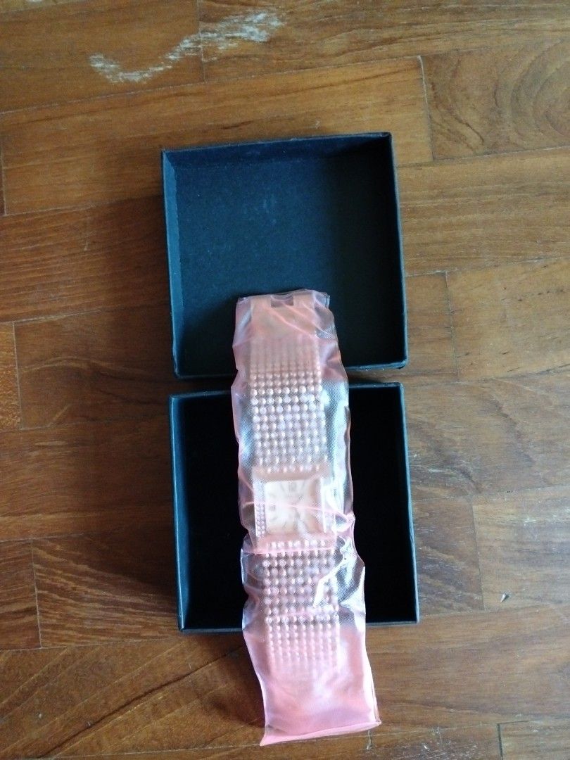 Danleex Quartz Watch - Gold, Men's Fashion, Watches & Accessories ...