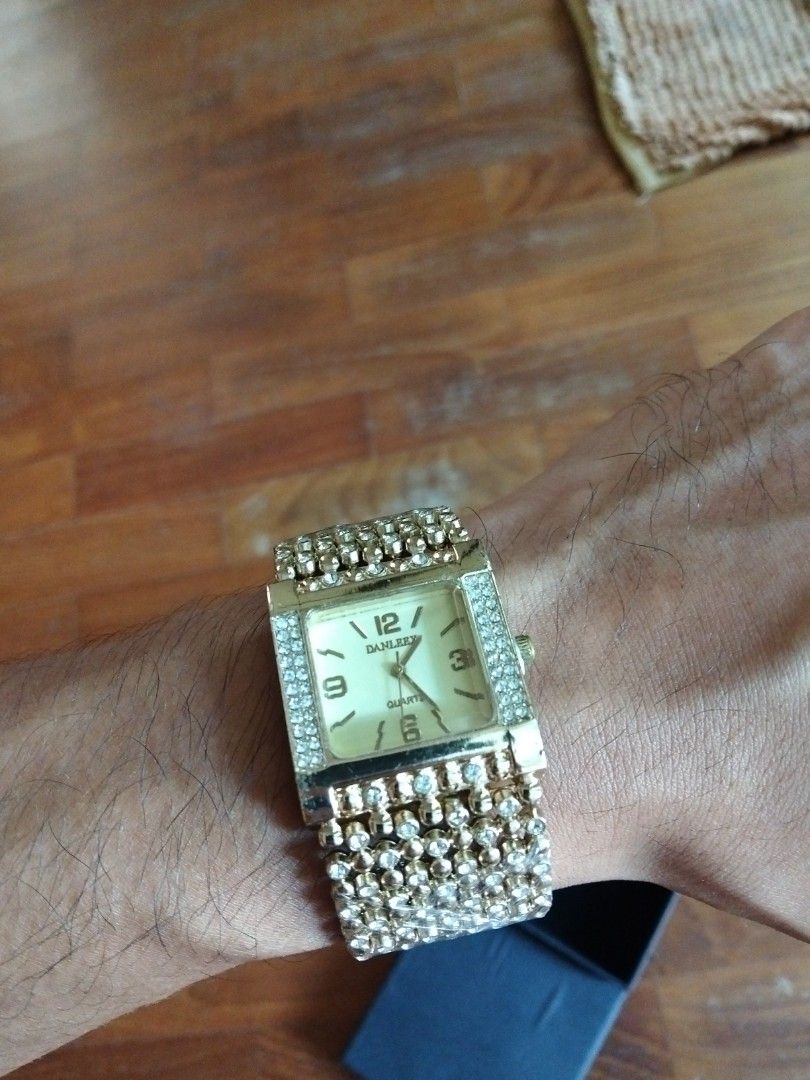 Danleex Quartz Watch - Gold, Men's Fashion, Watches & Accessories ...