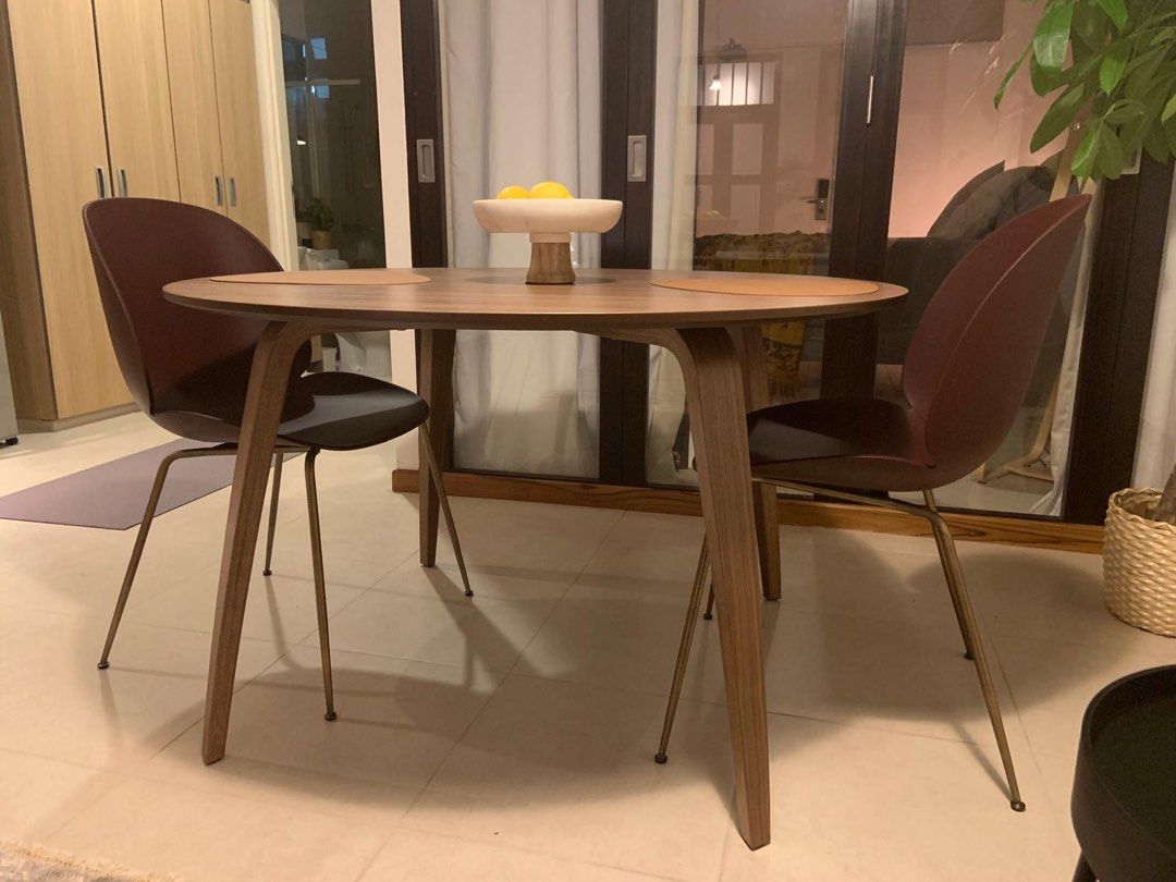 Designer GUBI Dining Table & 4 GUBI Beetle Chairs, Furniture & Home Living, Furniture, Tables ...
