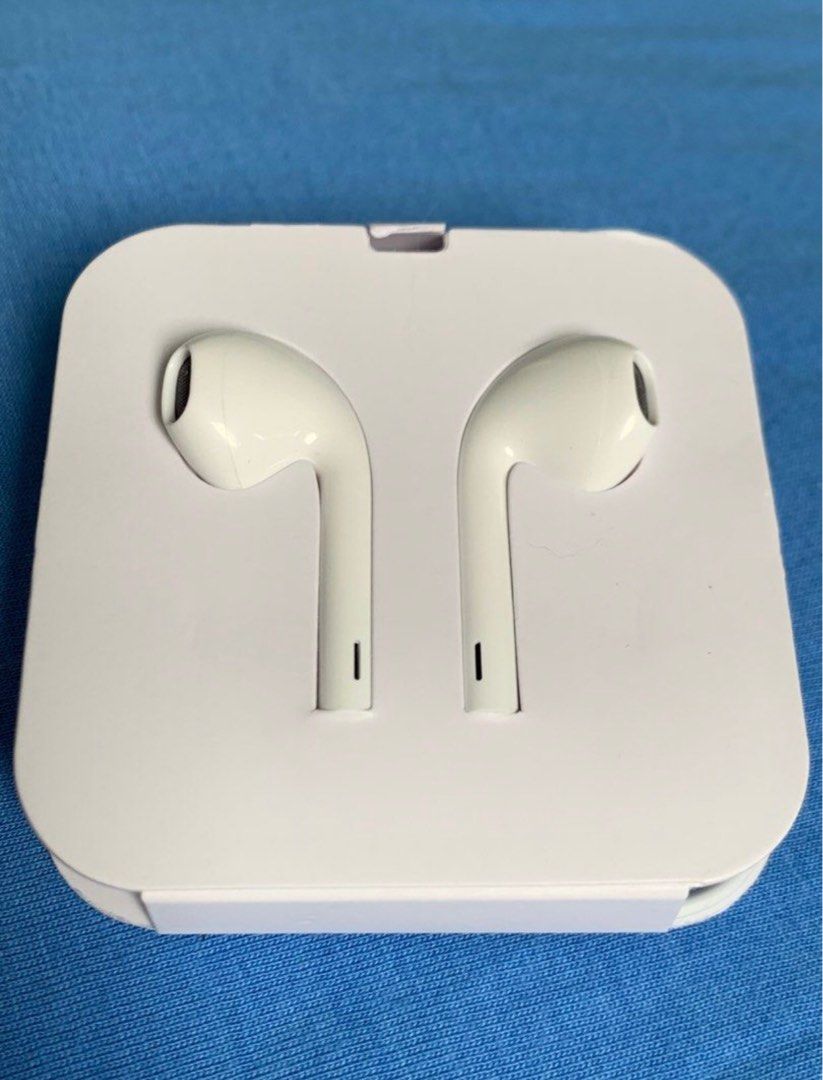 Earpods Original Earpods Lightning Connector (plug and play no need ...
