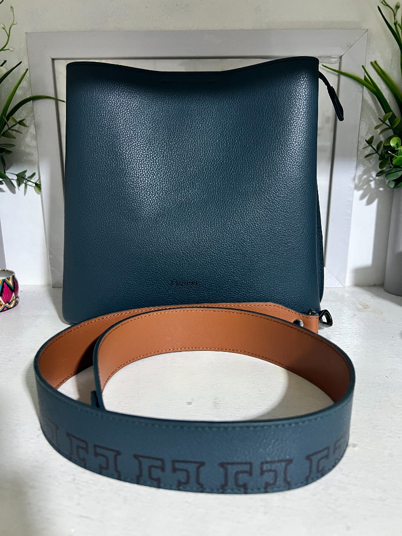 Esquire Bucket bag, Luxury, Bags & Wallets on Carousell