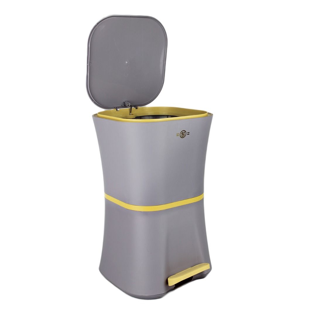 High Quality Minimalist Trash Bin with Cover | Classy Pedal Garbage Can ...