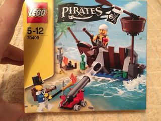 Lego Pirates, Hobbies & Toys, Toys & Games on Carousell
