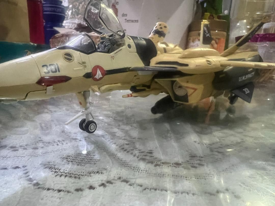 Macross zero roy focker vf-0s phoenix Yamato 1/60, Hobbies & Toys, Toys ...