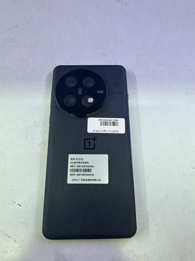 Oneplus 13 12/256gb 機身新淨 pjz110 black, 手提電話, 手機, Android 安卓手機, OnePlus ...
