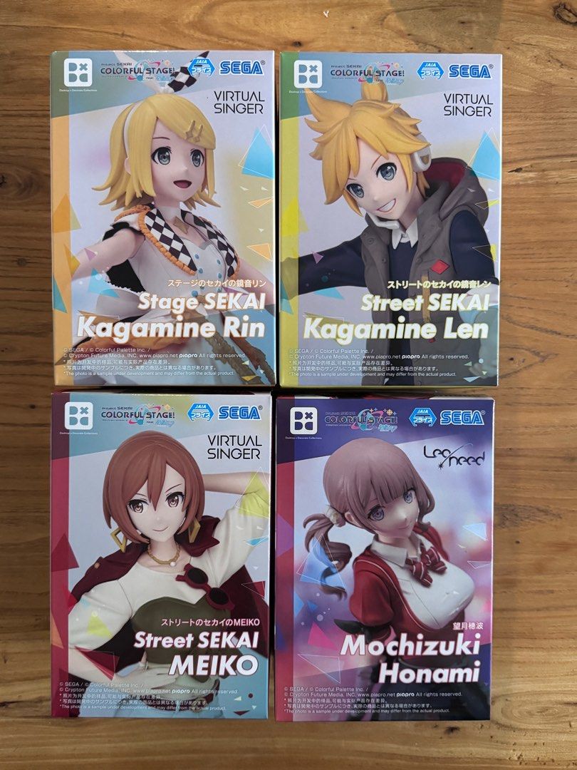 Sega DDC 景品模型 - 鏡音鈐 鏡音連 MEIKO 望月穗波 - 舞台世界 街頭世界-《世界計畫》, 興趣及遊戲, 玩具 & 遊戲類 - Carousell