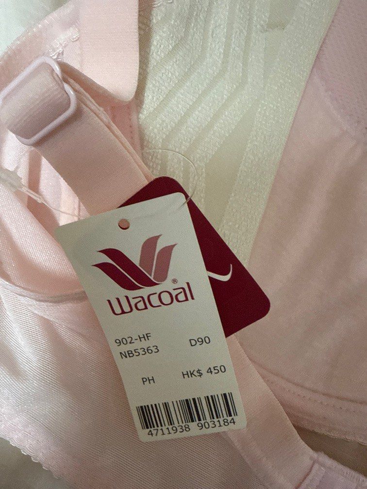 Wacoal Bra, 女裝, 內衣和休閒服 - Carousell