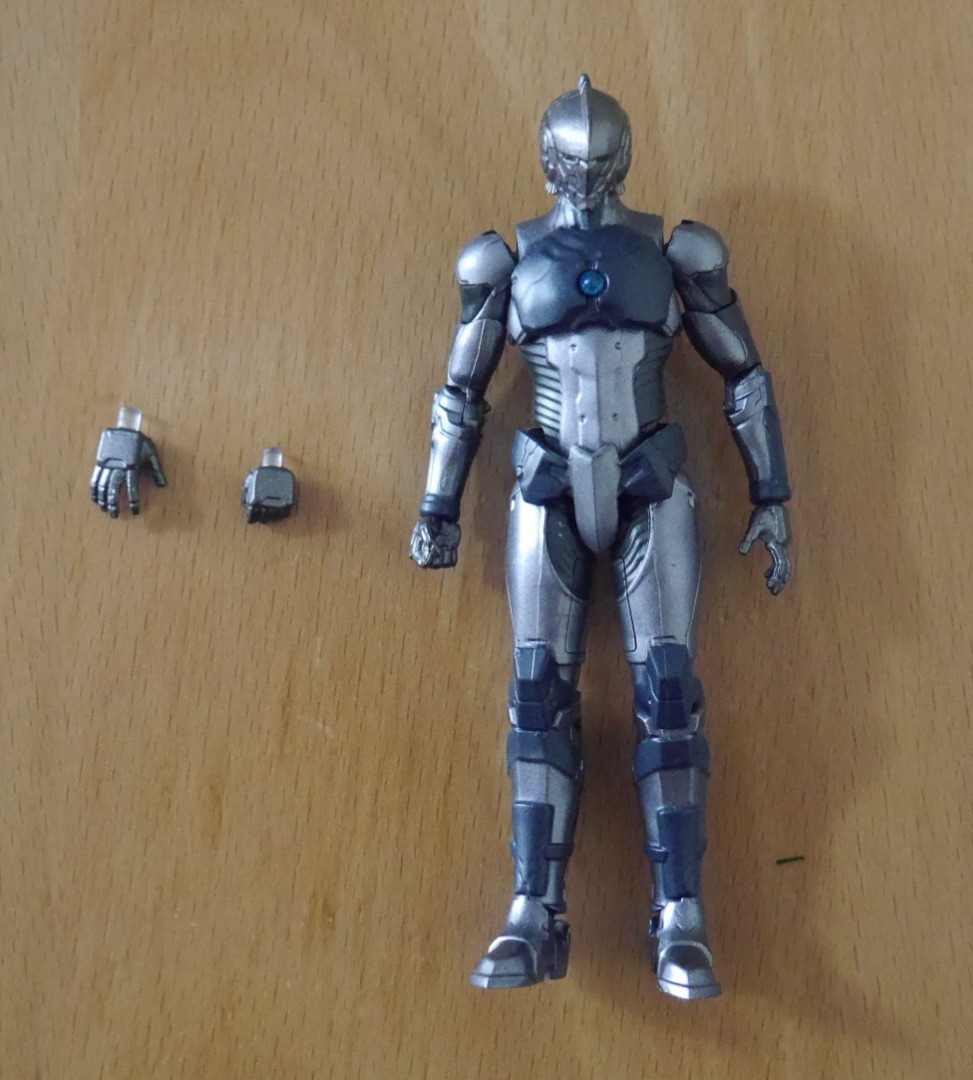 1/18 3.75 魂限定 超動 Hero's Ultraman Prototype Suit (Bandai), 興趣及遊戲, 玩具 ...