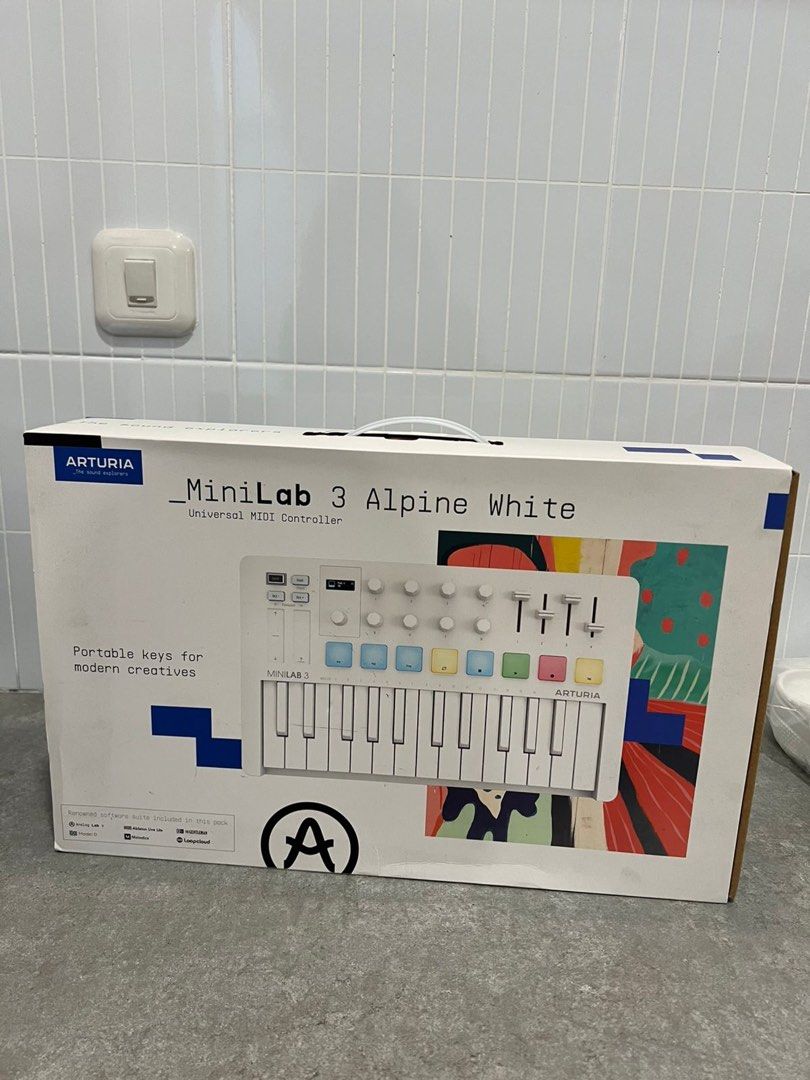 Arturia Minilab 3 MIDI Controller Keyboard, Musik & Media, Alat di ...