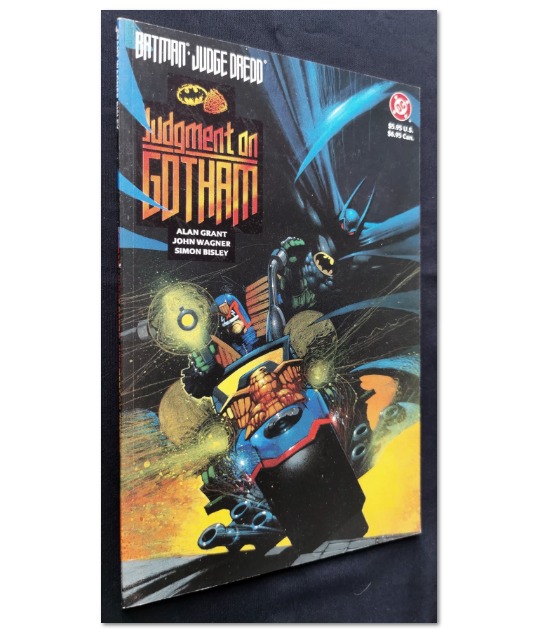 Batman/Judge Dredd: Judgment on Gotham (DC/Fleetway) Comic GN, Hobbies ...