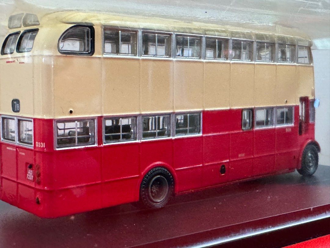 Daimler D 1980 Double Decker Bus Model, 興趣及遊戲, 玩具 & 遊戲類 - Carousell