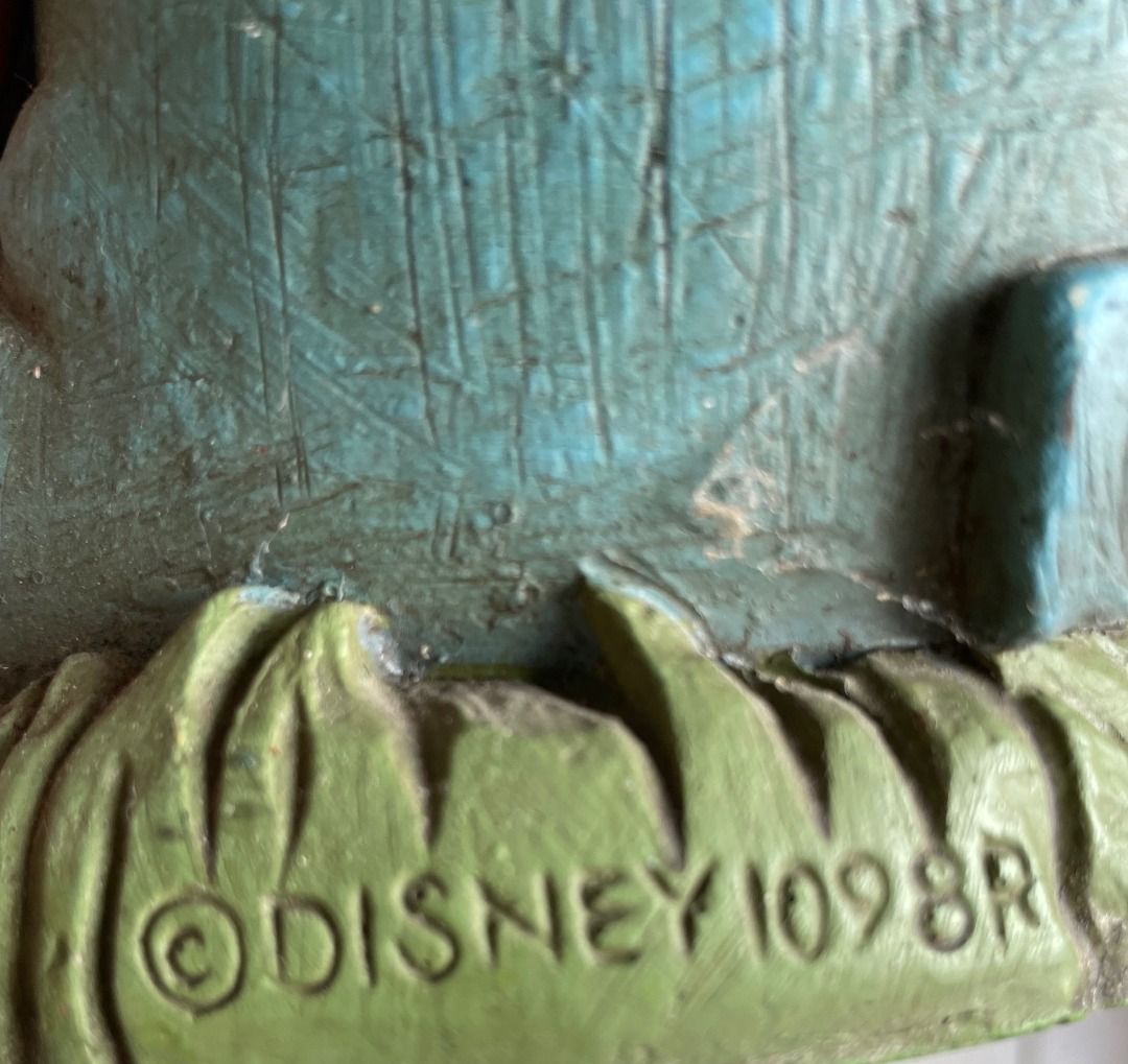 2001 Henri Studio Disney Garden Statues - Eeyore, Hobbies & Toys, Toys ...