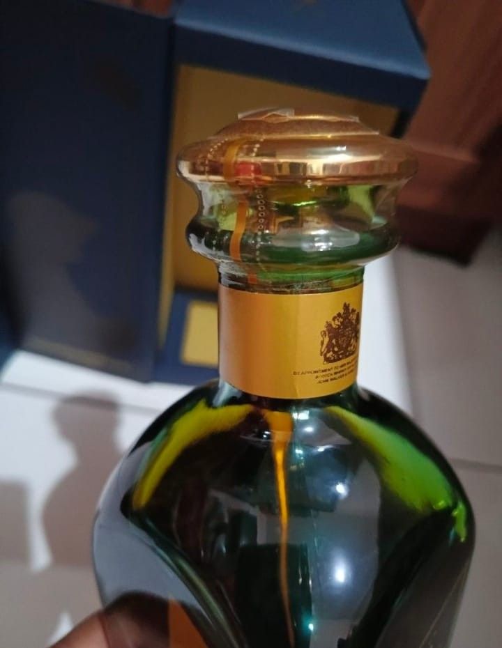 Johnnie Walker Blue Label Greg Norman Limited Edition (rare), Food ...