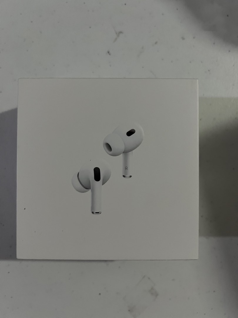 Selling Apple Earpods Pro 2 Brand New Lightning USB Cable, not type C ...