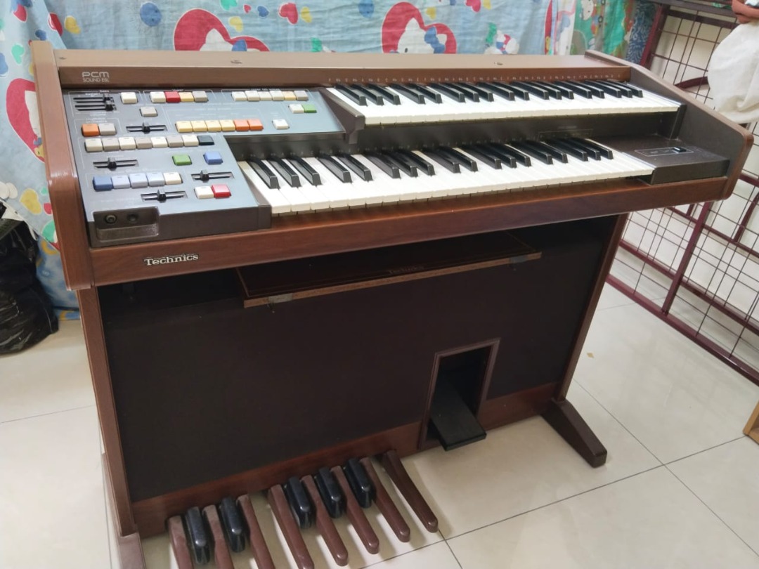 Technics Electronic Organ Model SX-E8L For Sale, Hobbies & Toys, Music ...