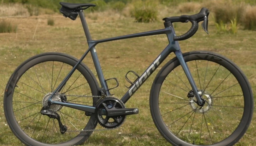 Gen 10,2025 Ultegra DI2 Giant TCR advanced Pro 0 Road bike., Sports Equipment, Bicycles & Parts ...