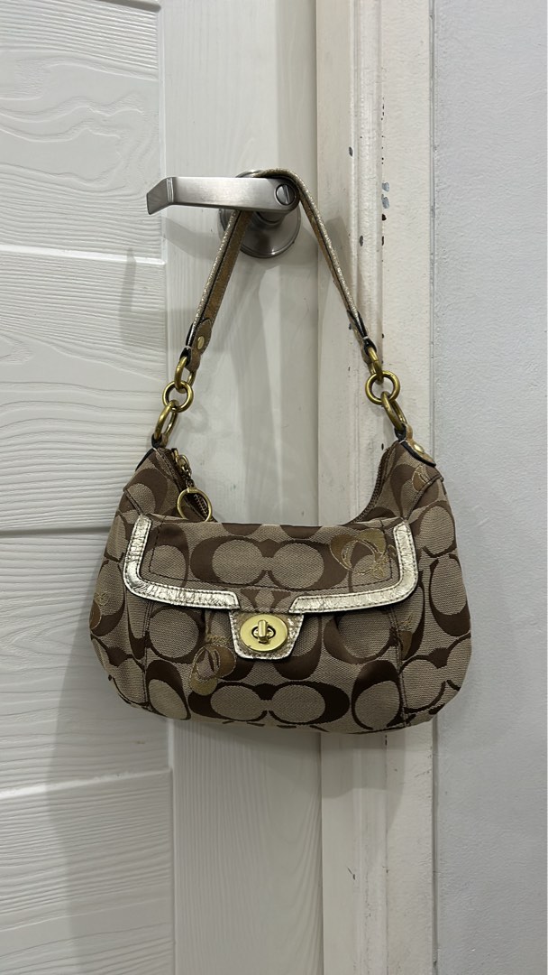 Vintage Coach 2Way Signature C Embroided Shoulder Bag, Luxury, Bags ...