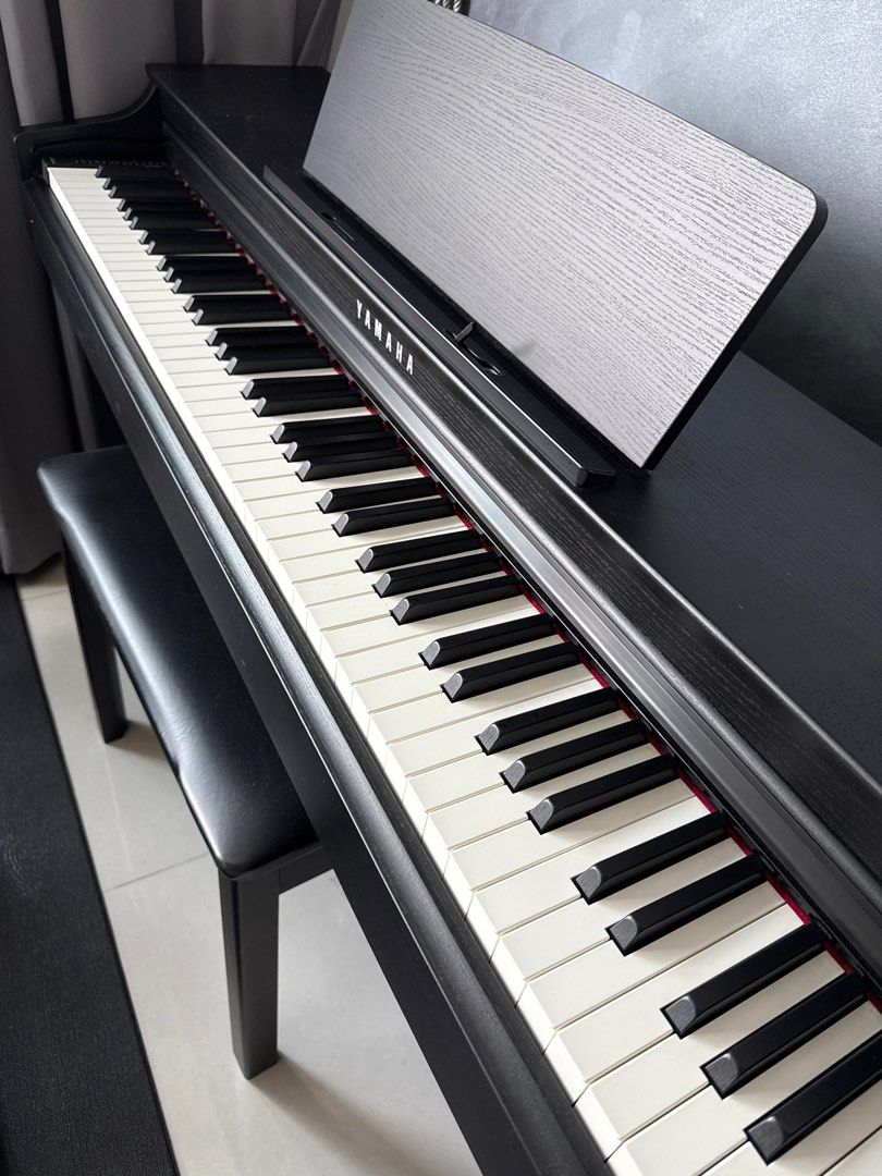 Yamaha Clavinova CLP-625 Digital Piano, Hobbies & Toys, Musical Instruments on Carousell