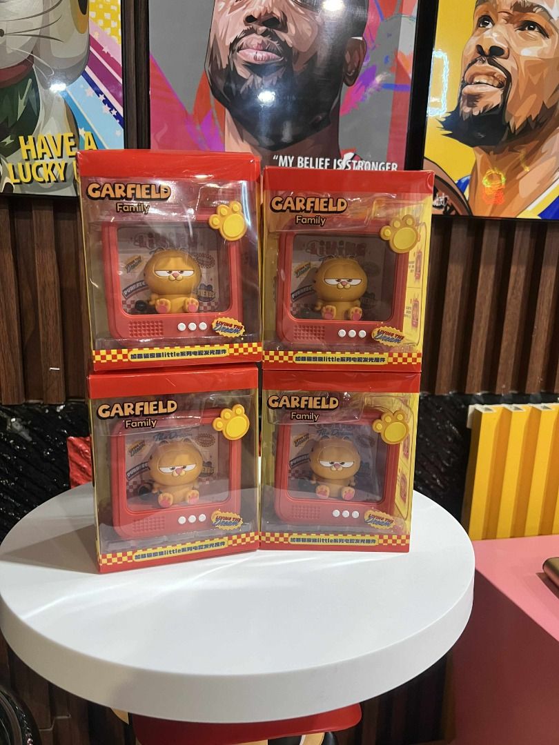 🐾 GARFIELD FAMILY COLLECTIBLE FIGURE – LIMITED EDITION 🐾, Hobbies ...