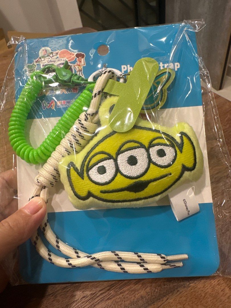 Disney Pixar Toy Story Alien Phone Strap, Mobile Phones & Gadgets ...