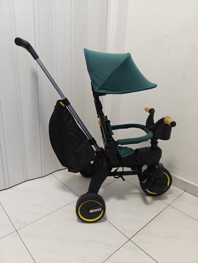 Doona Liki Trike S5 Racing Green, Babies & Kids, Going Out, Strollers ...