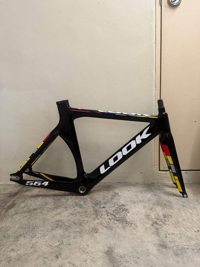 Look 564 track frameset, Sports Equipment, Bicycles & Parts, Bicycles ...